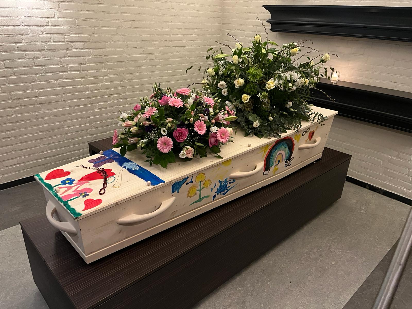 PERSOONLIJK | Afscheid nemen van oma deden wij zo... - Label4Kids